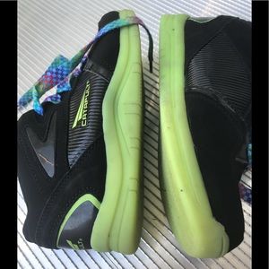 Catapult | Shoes | Catapult Boys Sneakers Black With Lights | Poshmark